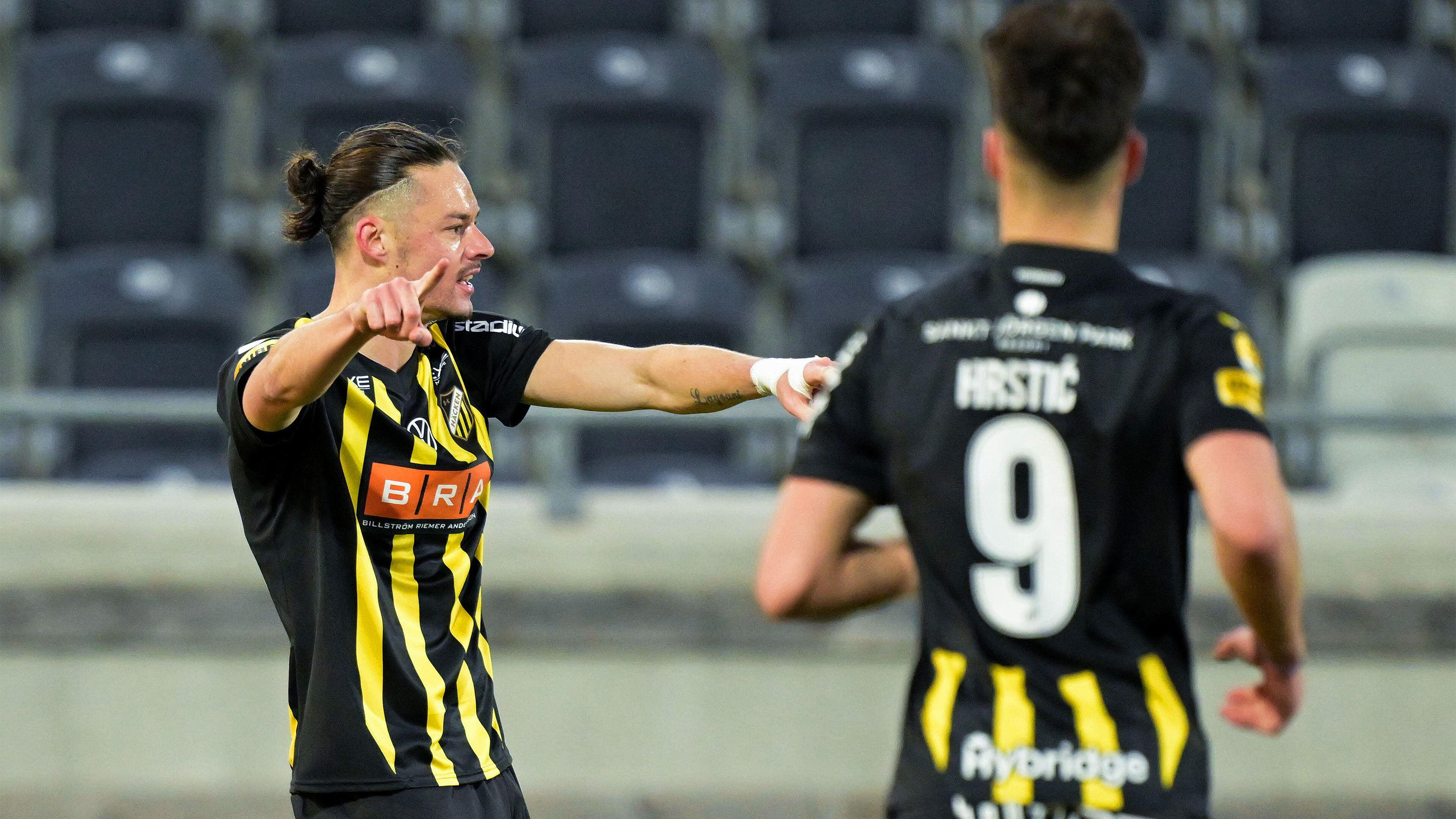 Häcken till cupsemifinal - efter dramatiska slutminuter mot Mjällby